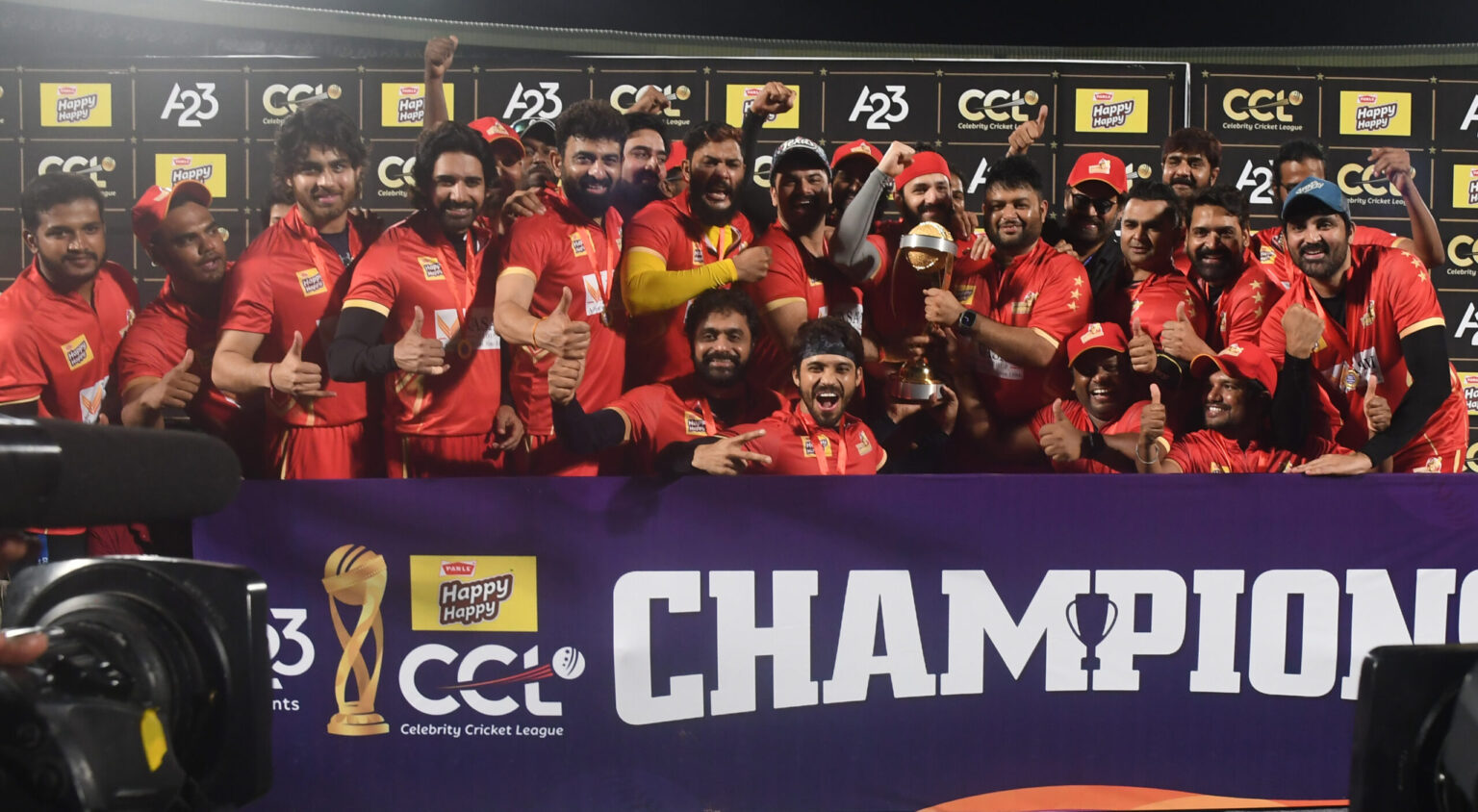 Telugu Warriors bring home the CCL trophy | Welcome to Telugu Warriors